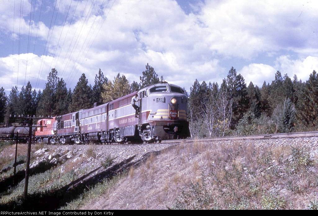 CP 4081 FM CFA C Liner